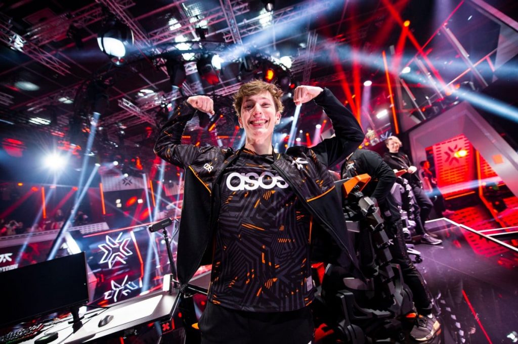 Fnatic gia hạn hợp đồng với Boaster, củng cố đội hình VALORANT hùng ...